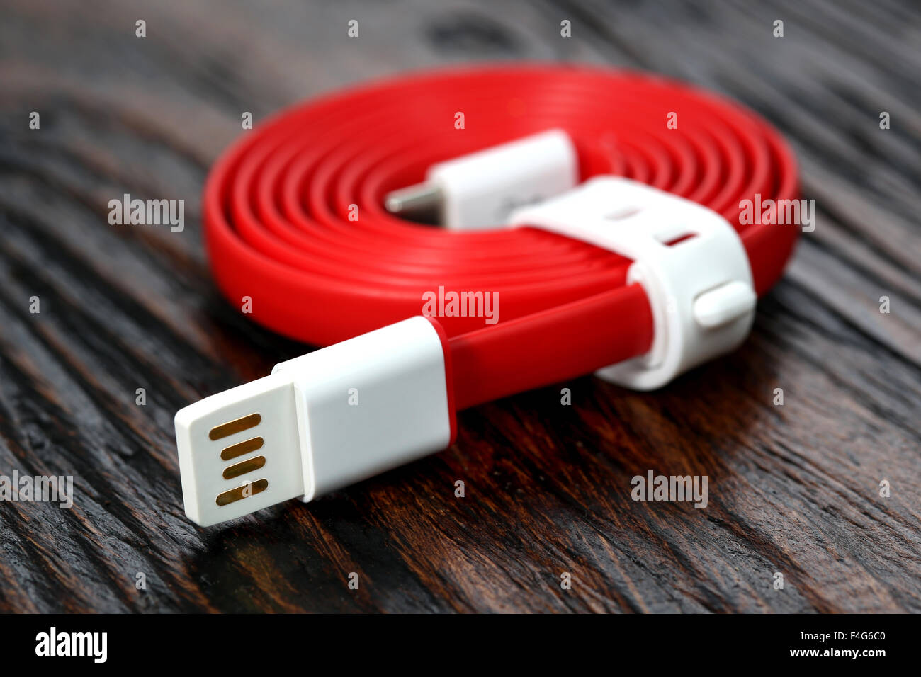 Cable communication communication hi-res stock photography and images ...