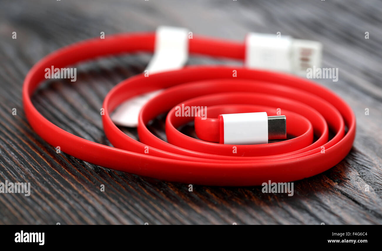 Cable to table hi-res stock photography and images - Alamy