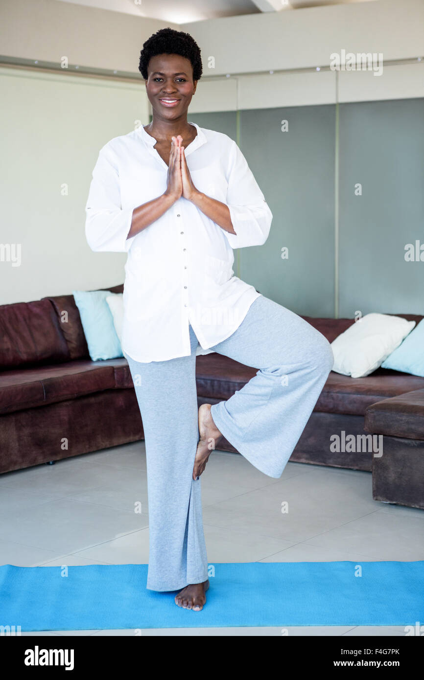 The tree pose hi-res stock photography and images - Alamy