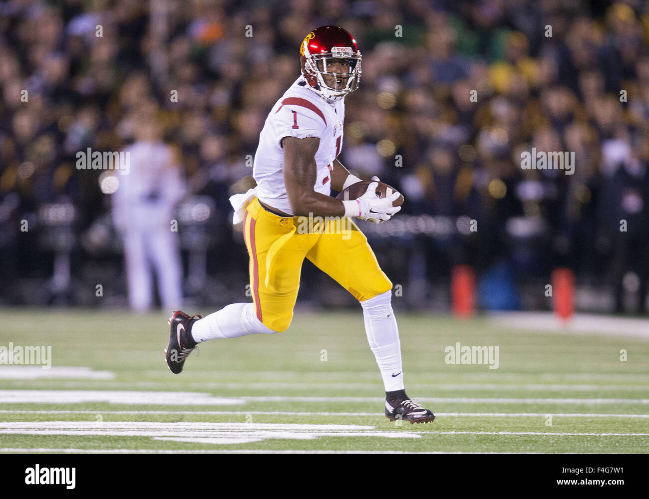 Darreus rogers hi-res stock photography and images - Alamy