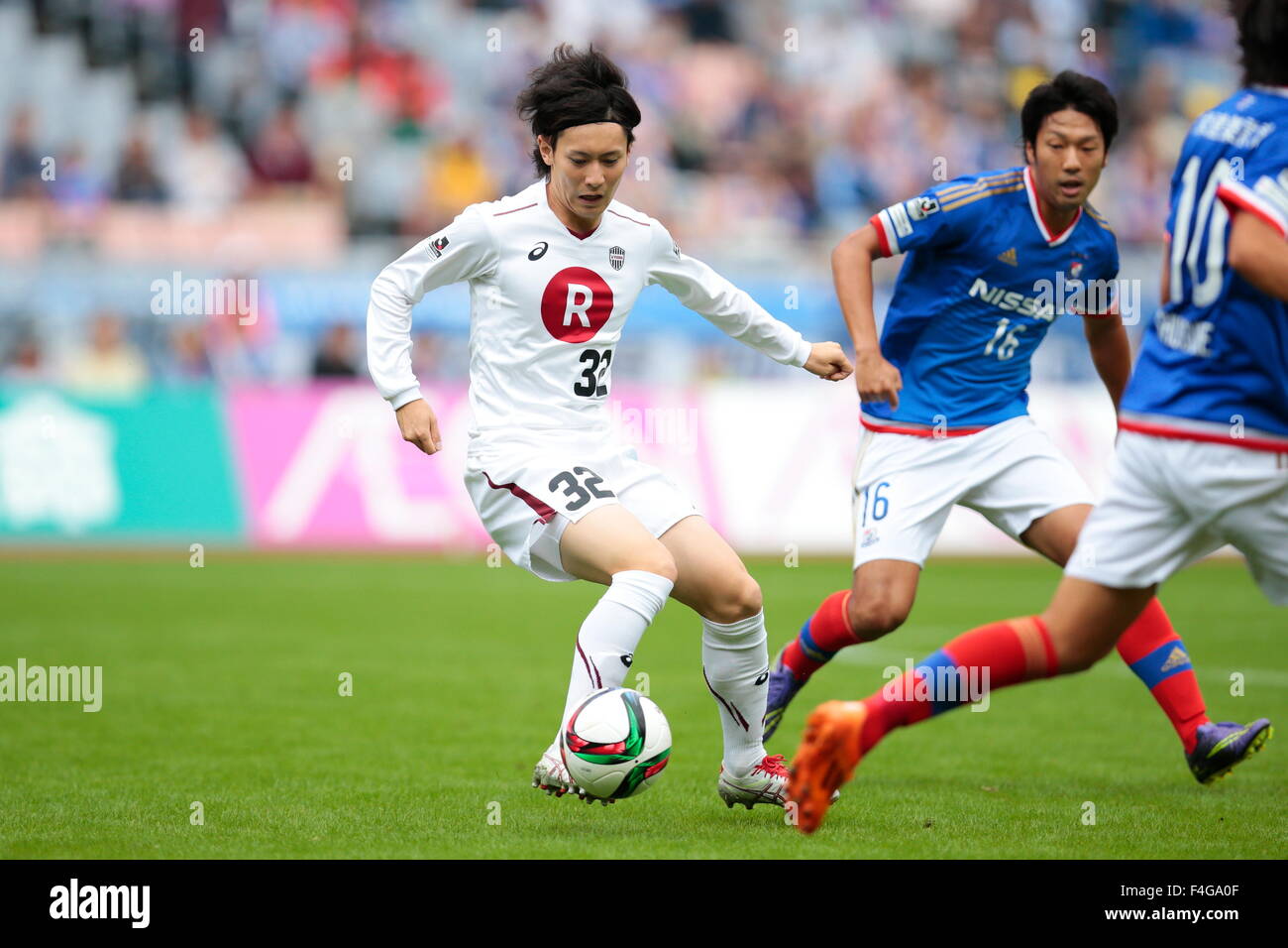 Kanagawa, Japan. 17th Oct, 2015. Ryosuke Maeda (Vissel) Football/Soccer : 2015 J1 League 2nd ...