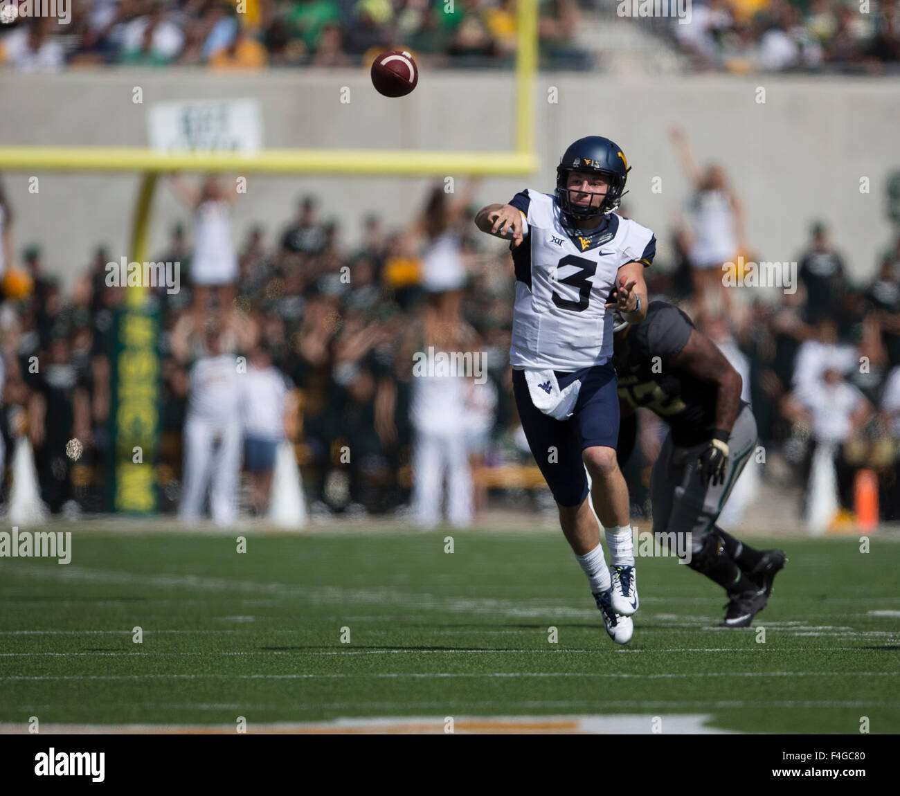 Waco, Texas, USA. 17th Oct, 2015. Skyler Howard (3) of the West ...