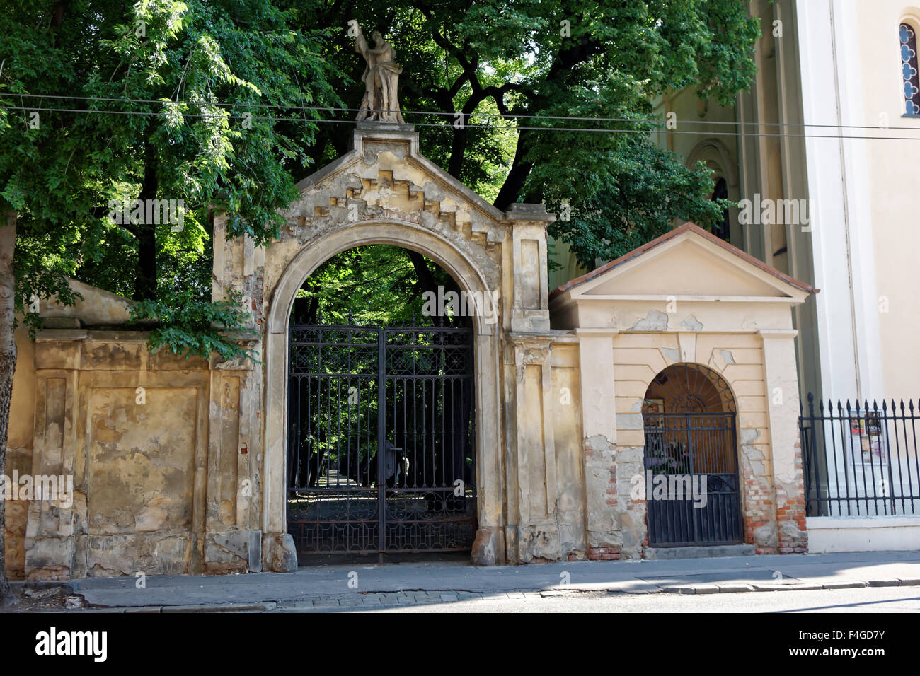 Bratislava architecture hi-res stock photography and images - Alamy