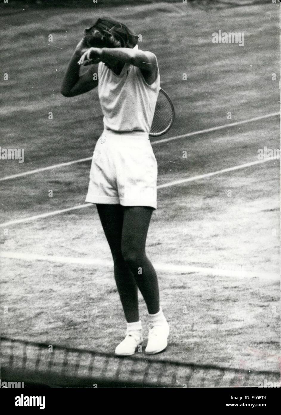 Angela mortimer hi-res stock photography and images - Alamy