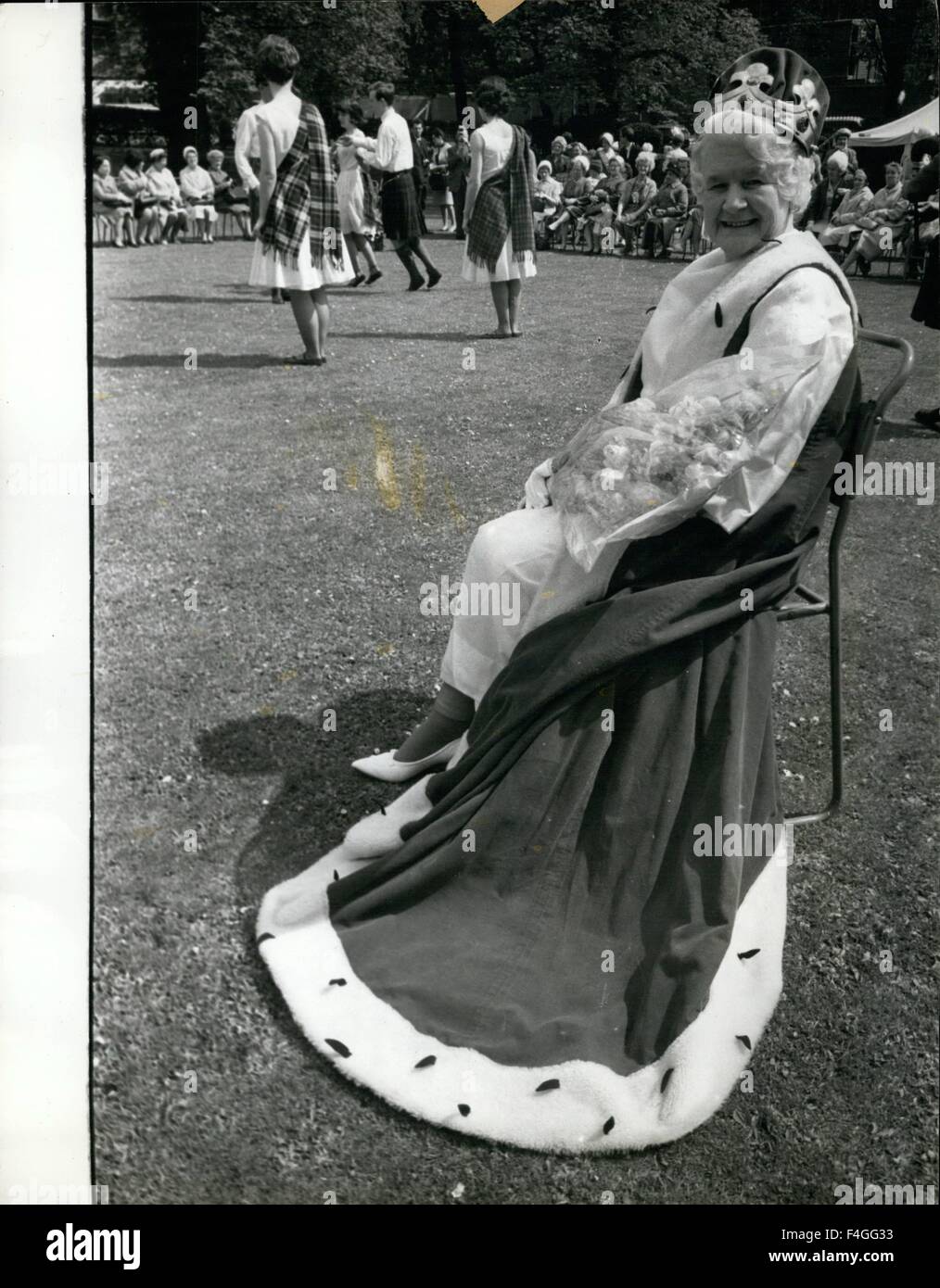 Mrs mops hi-res stock photography and images - Alamy