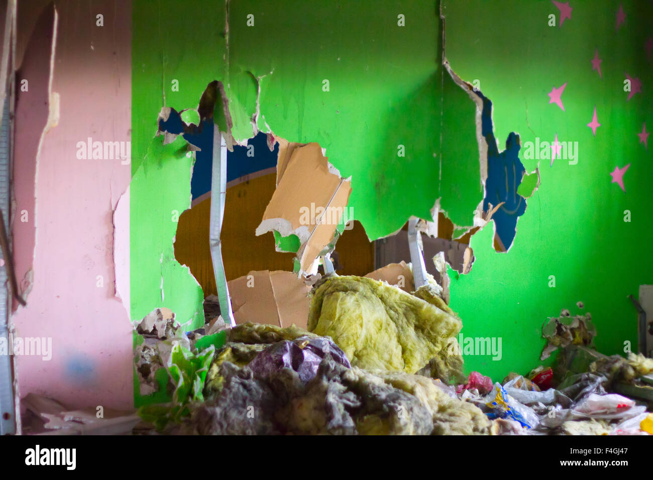 The left room in the destroyed house Stock Photo - Alamy