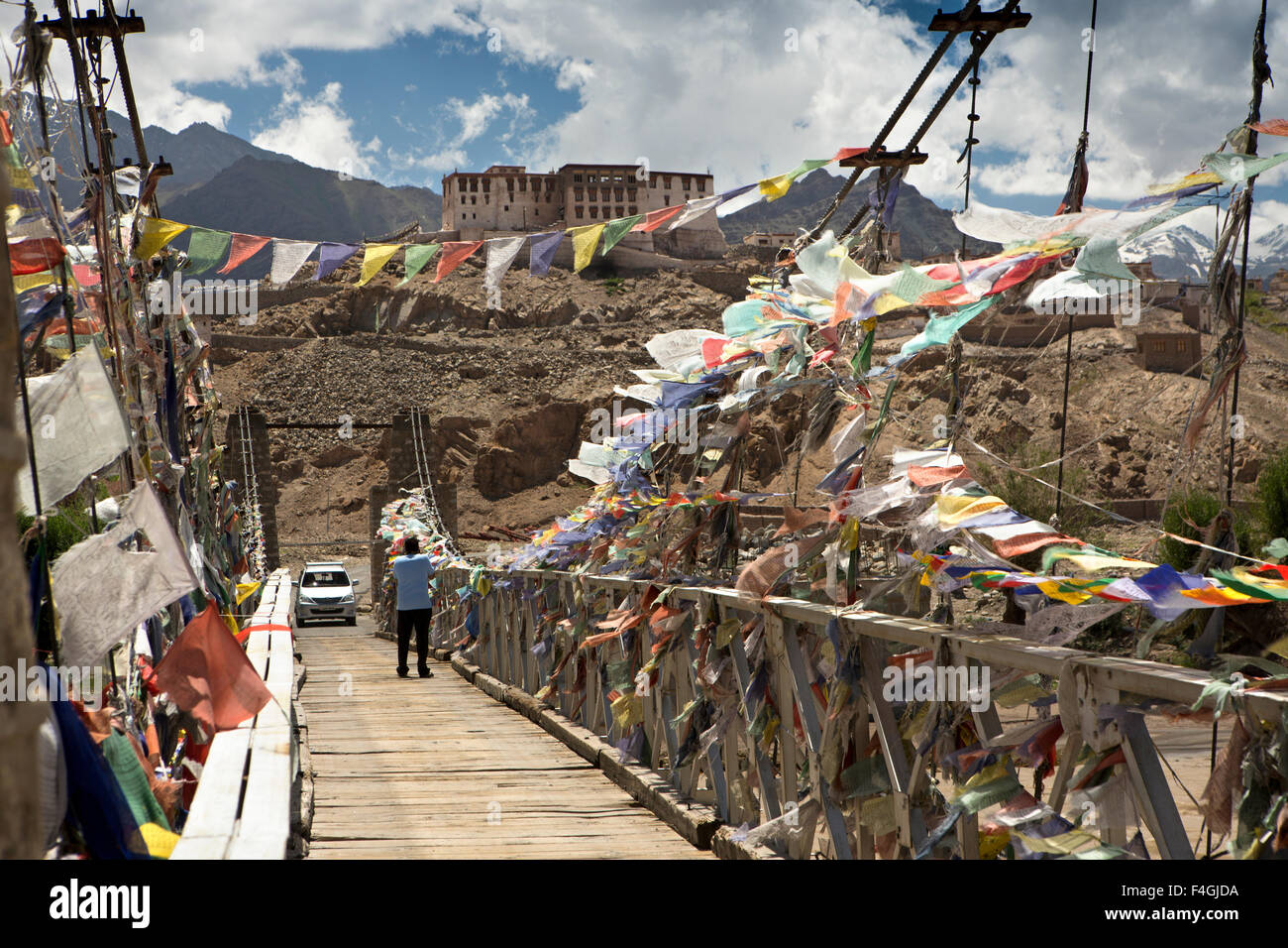 India, Jammu & Kashmir, Ladakh, Stakna, car crossing narrow suspension ...