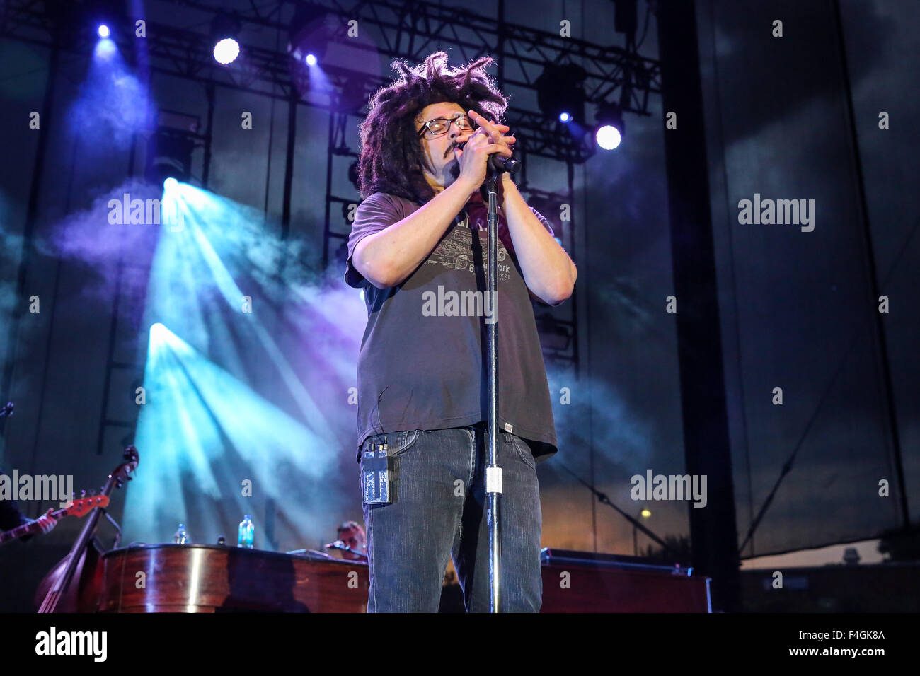 Counting crows hi-res stock photography and images - Alamy