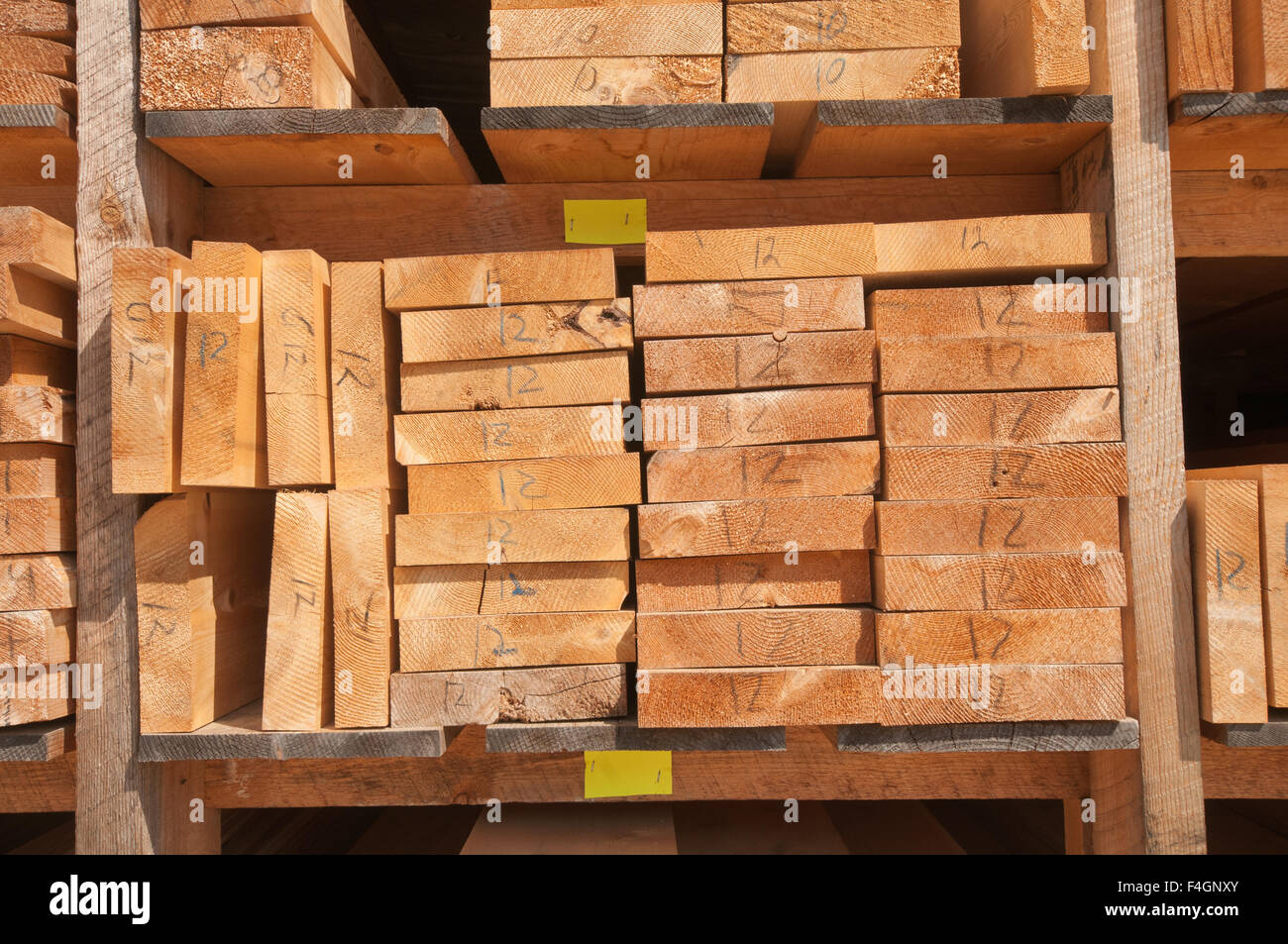 Lumbering canada hi-res stock photography and images - Alamy