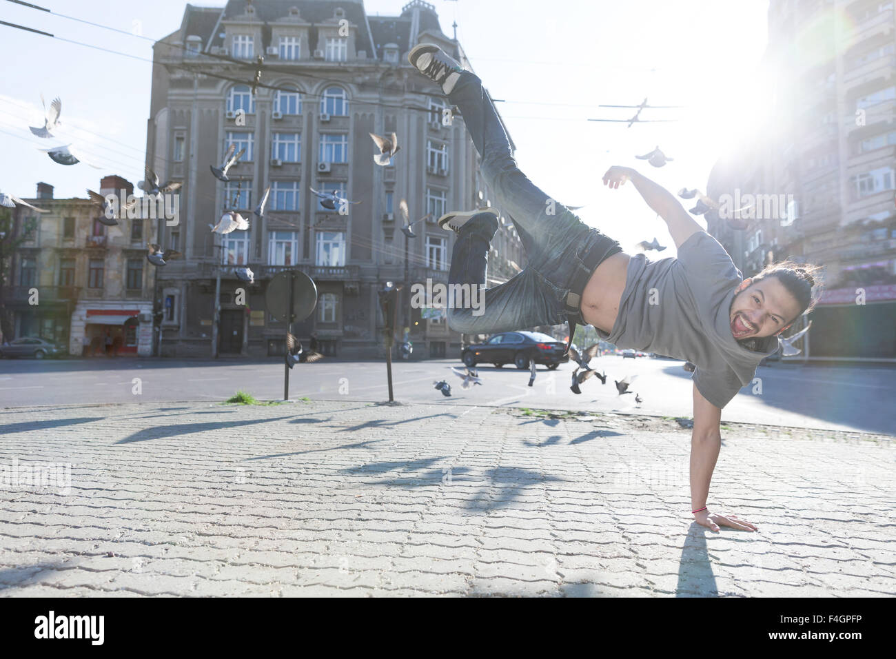 Doing free dance hi-res stock photography and images - Alamy