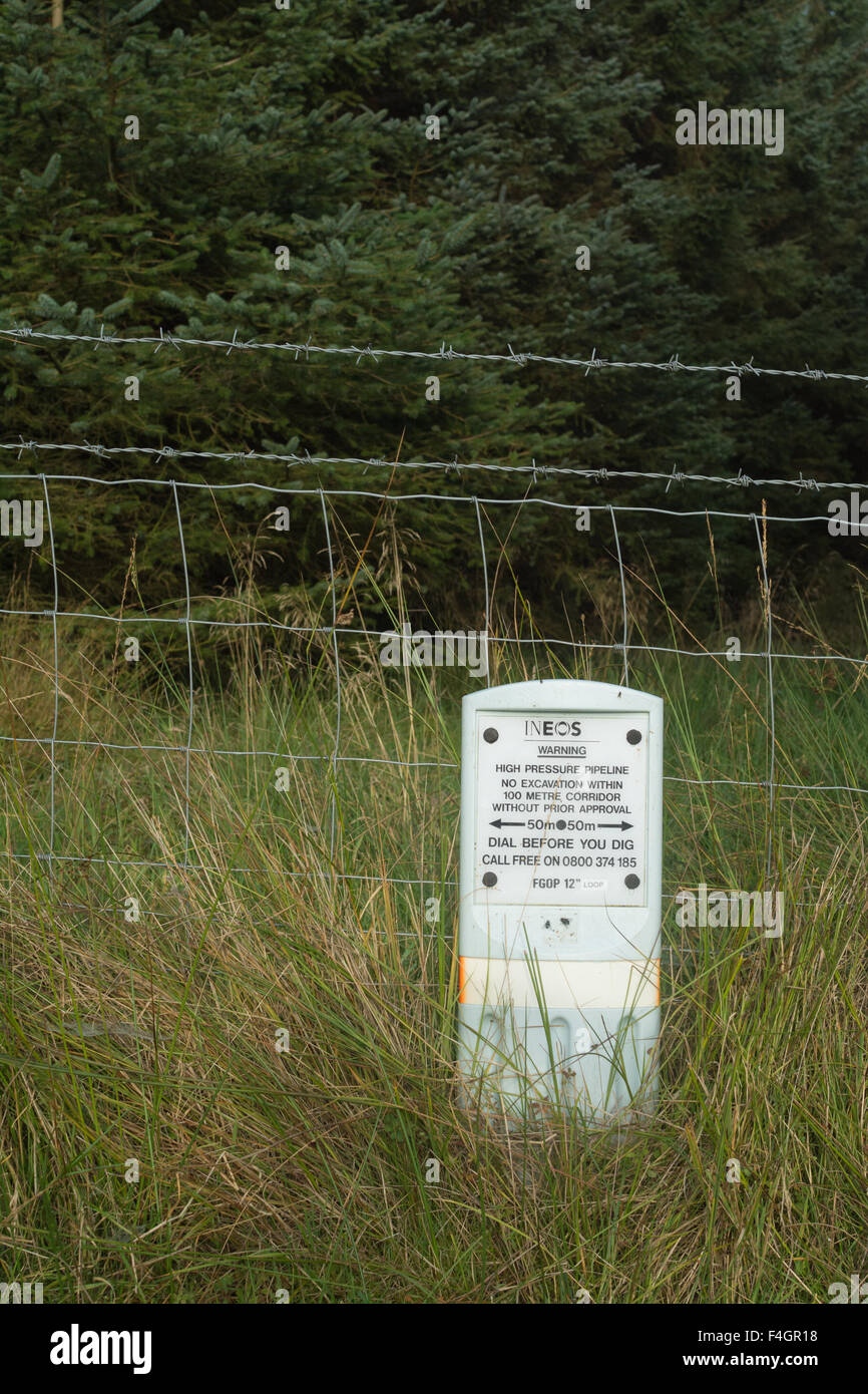 INEOS High Pressure Pipeline warning sign - Scotland, UK Stock Photo ...