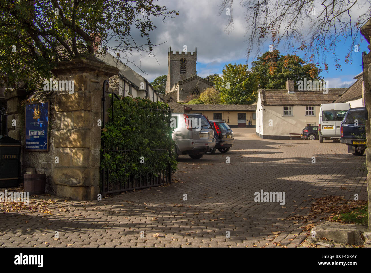 Middleham stables church hi-res stock photography and images - Alamy