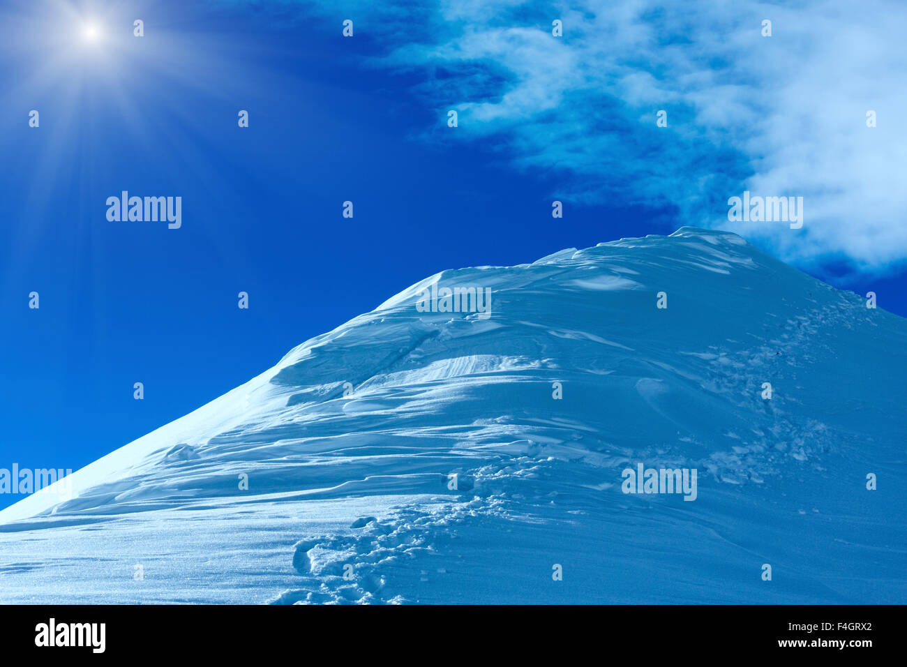 Morning winter Silvretta Alps landscape with sunshine in sky, Austria ...