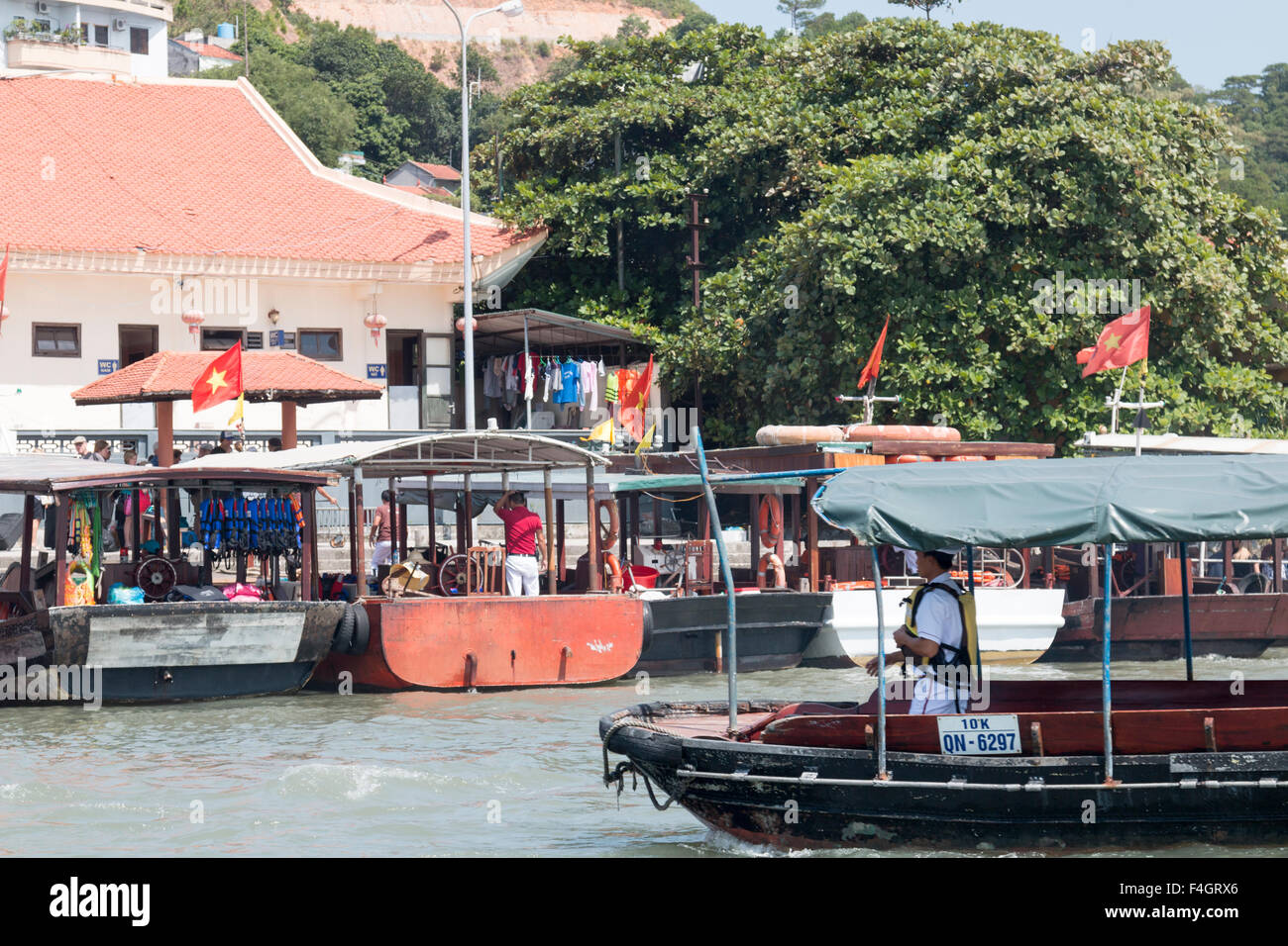 Hon Gai international harbour port where tourists meet cruise ships to ...