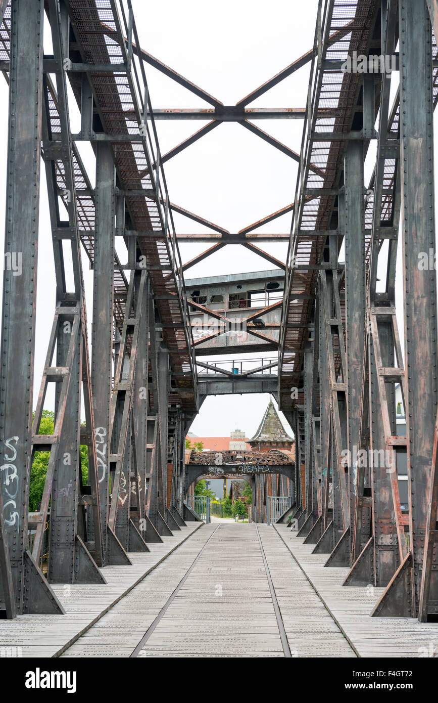 Hubbrücke (Hub bridge) in Magdeburg, Germany Stock Photo - Alamy