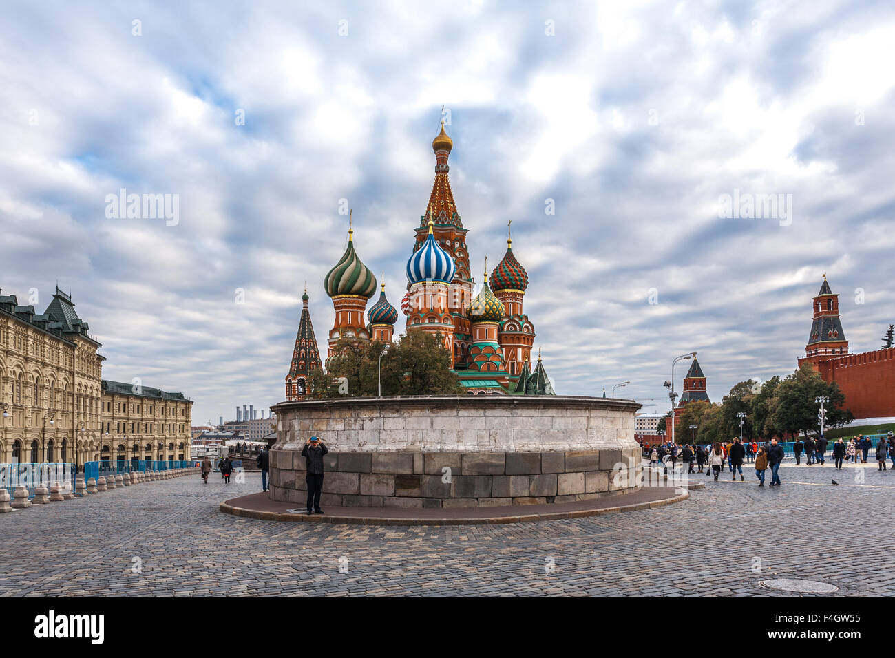 Red october area moscow hi-res stock photography and images - Alamy