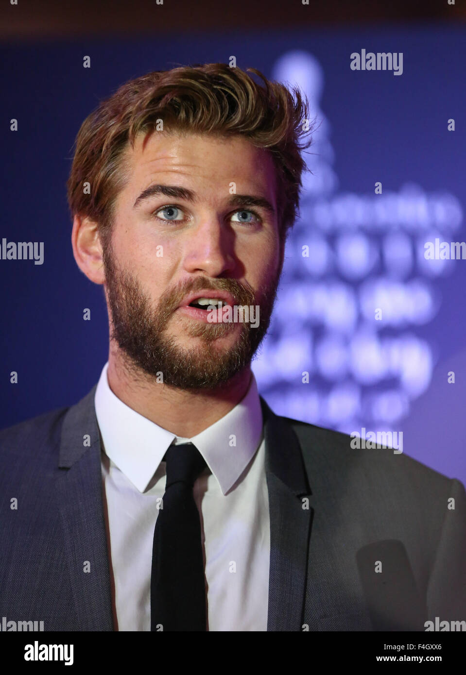 Liam Hemsworth at the Dressmaker premiere in Melbourne, Australia ...