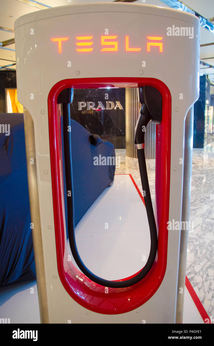 Sydney Australia - 14th October 2015: Tesla electric car charging ...