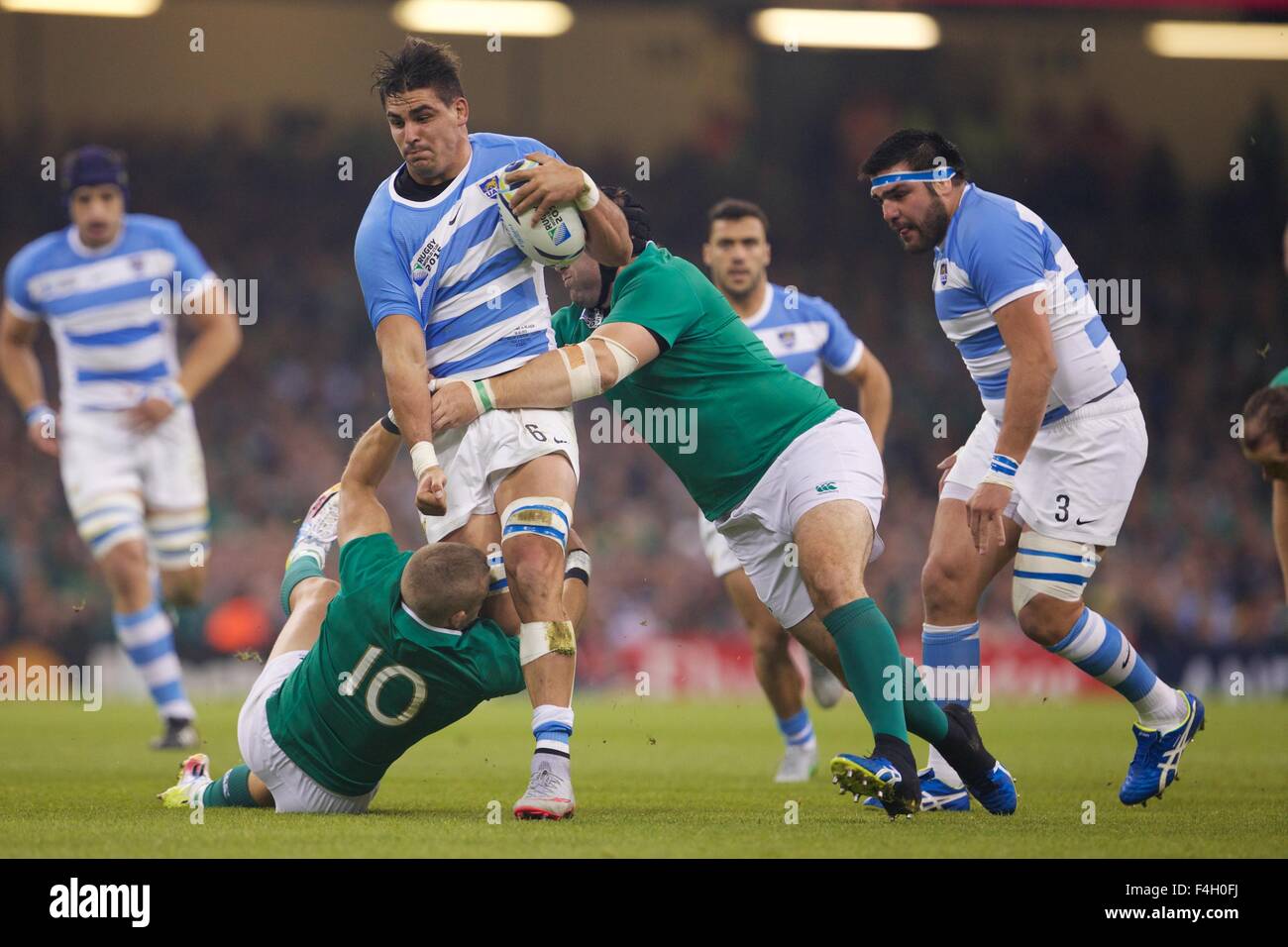 Flanker rugby ireland hi-res stock photography and images - Alamy