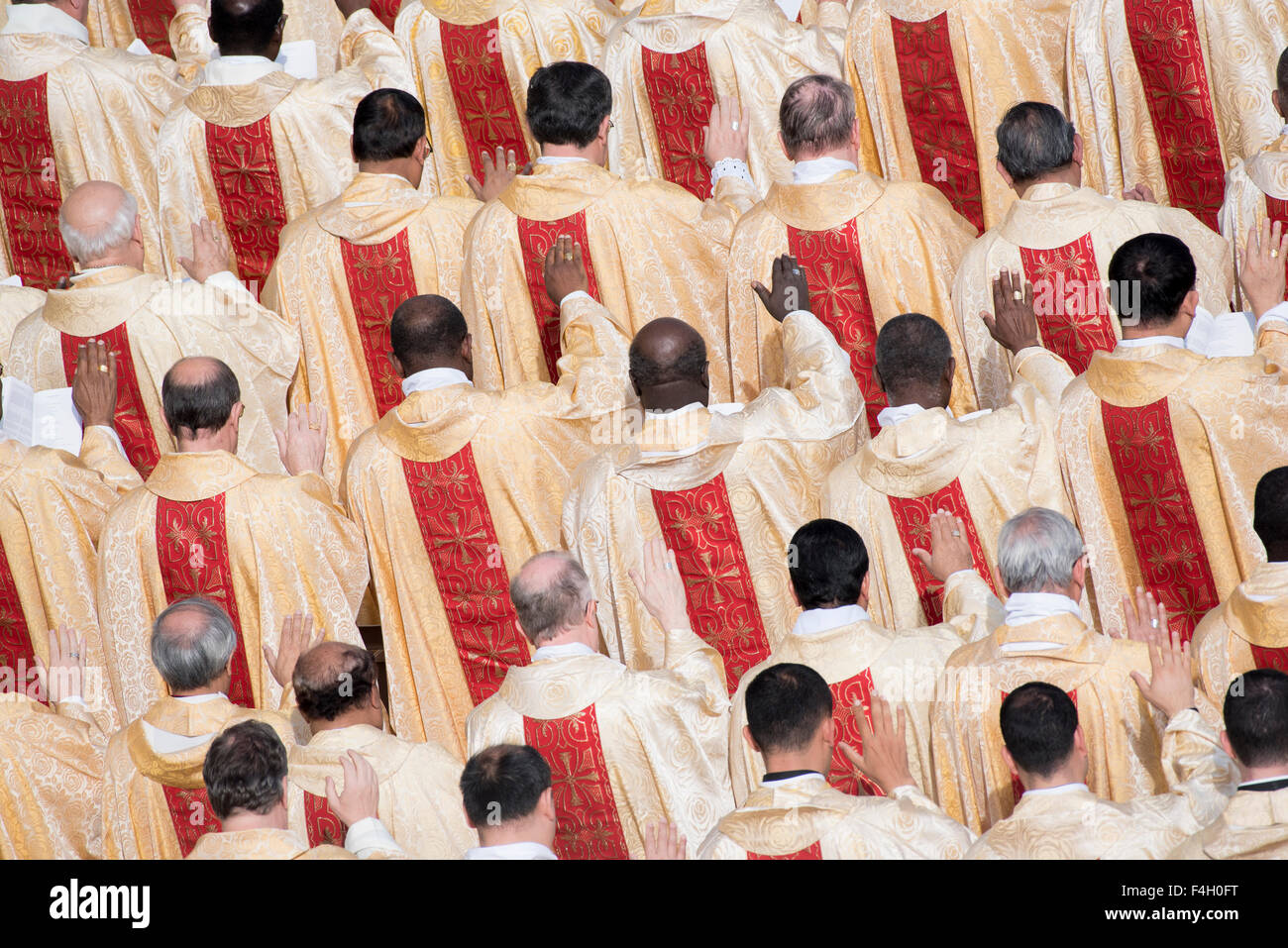 Bishops attend a canonization ceremony celebrated by Pope Francis in St ...