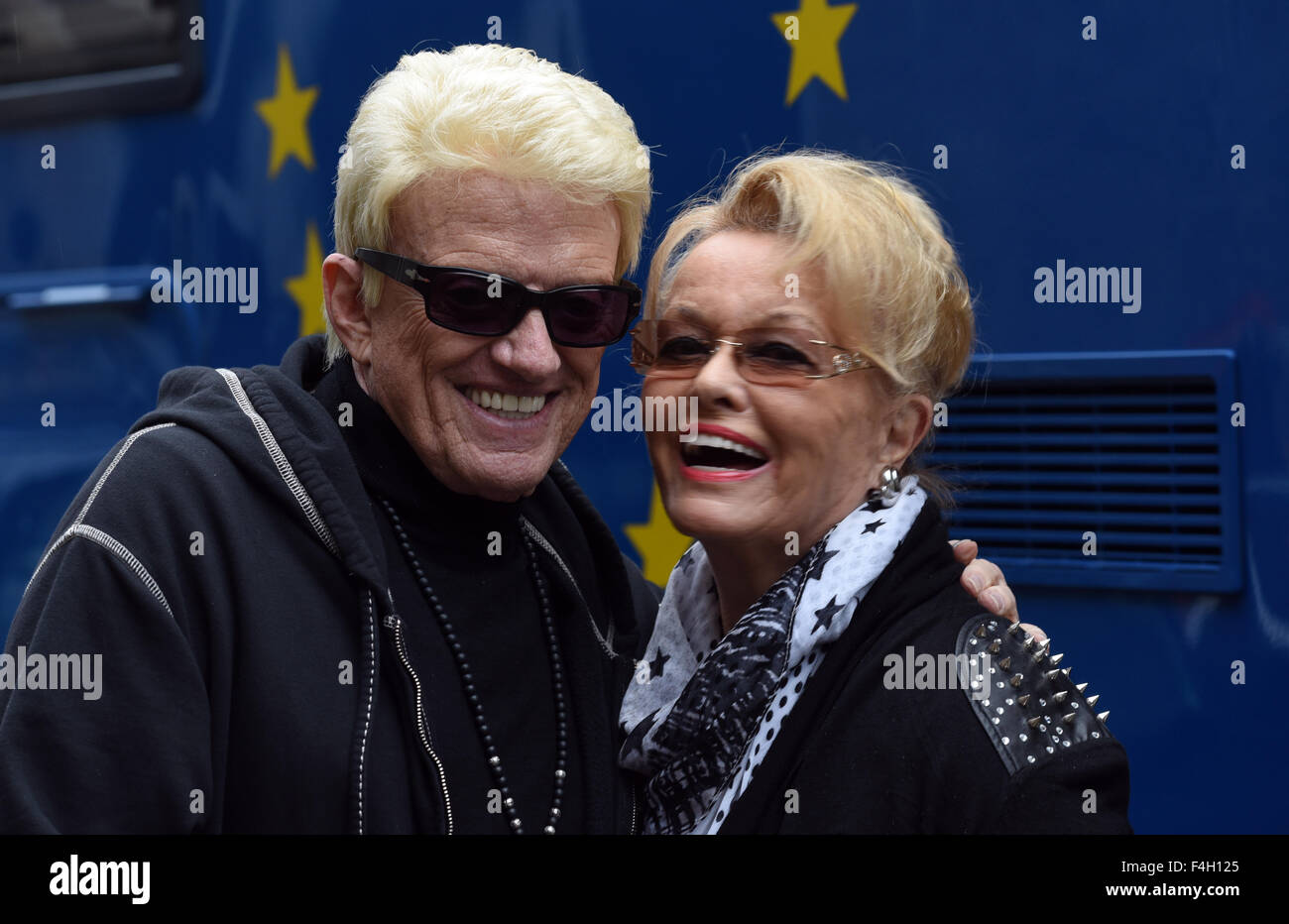 Cologne, Germany. 17th Oct, 2015. dpa-EXCLUSIVE - German singer Heino ...