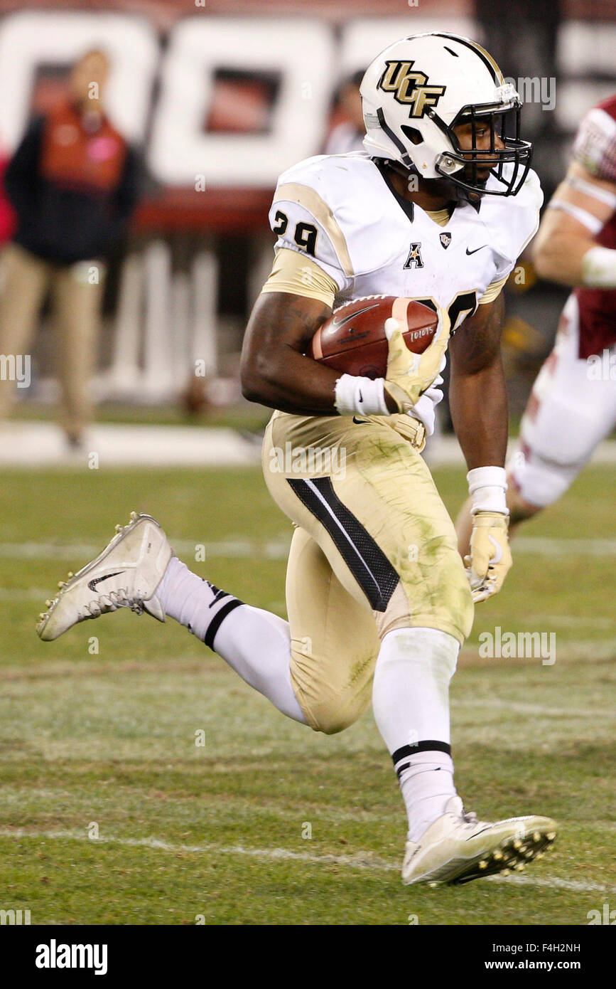 October 17, 2015: UCF Knights running back C.J. Jones (29) in action ...