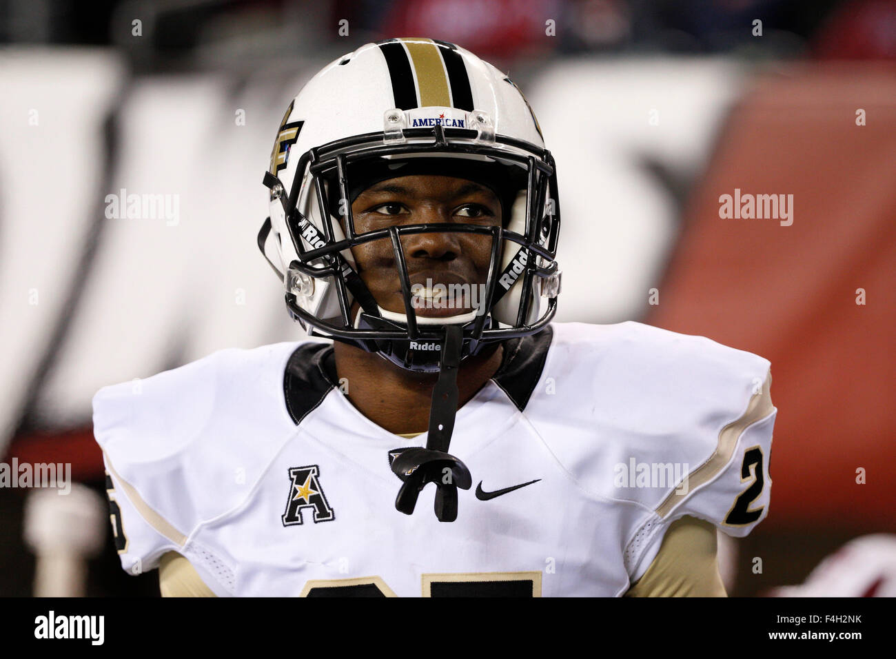 October 17, 2015: UCF Knights defensive back Kyle Gibson (25) looks on ...