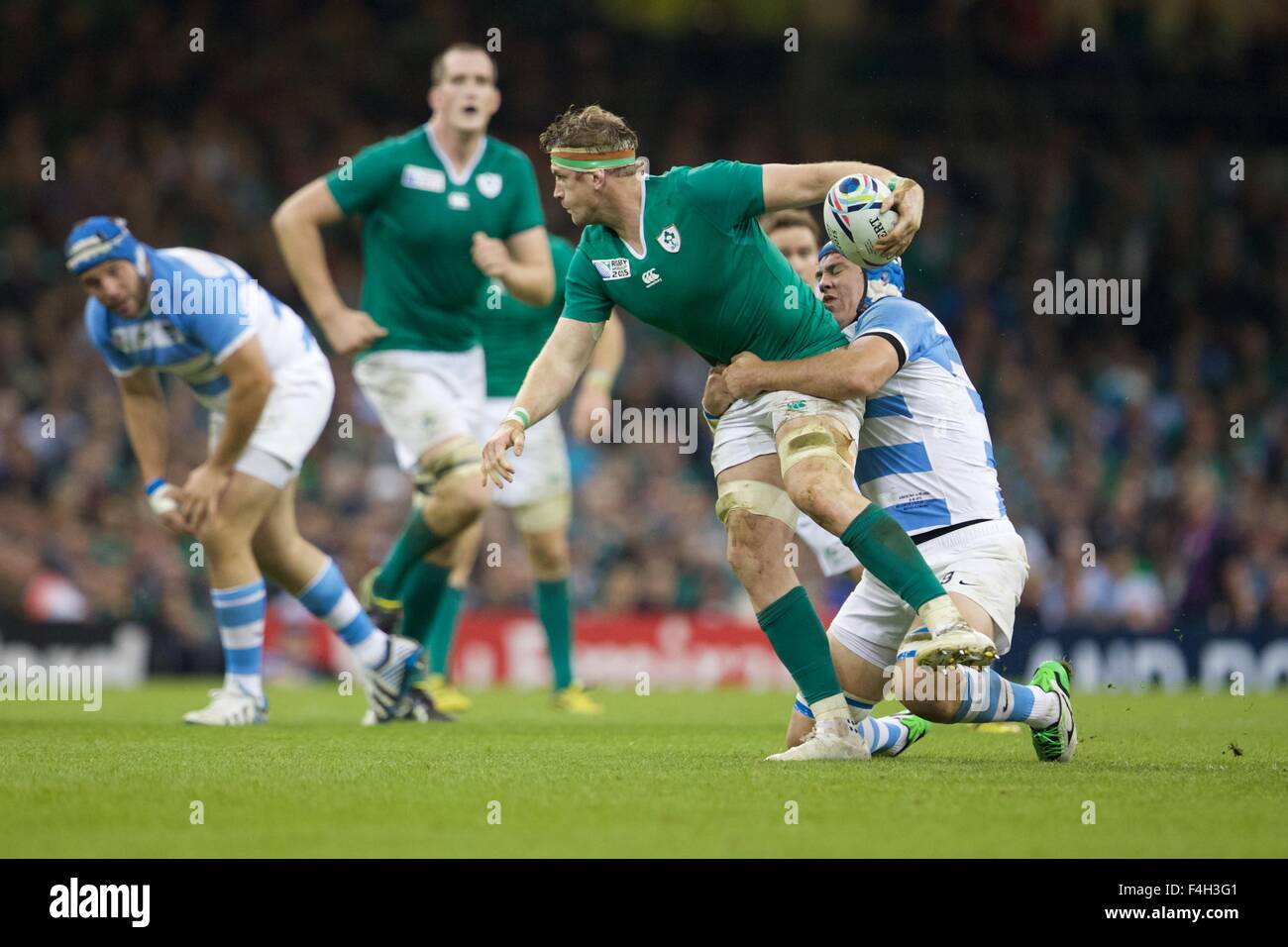 Rugby number 10 hi-res stock photography and images - Alamy