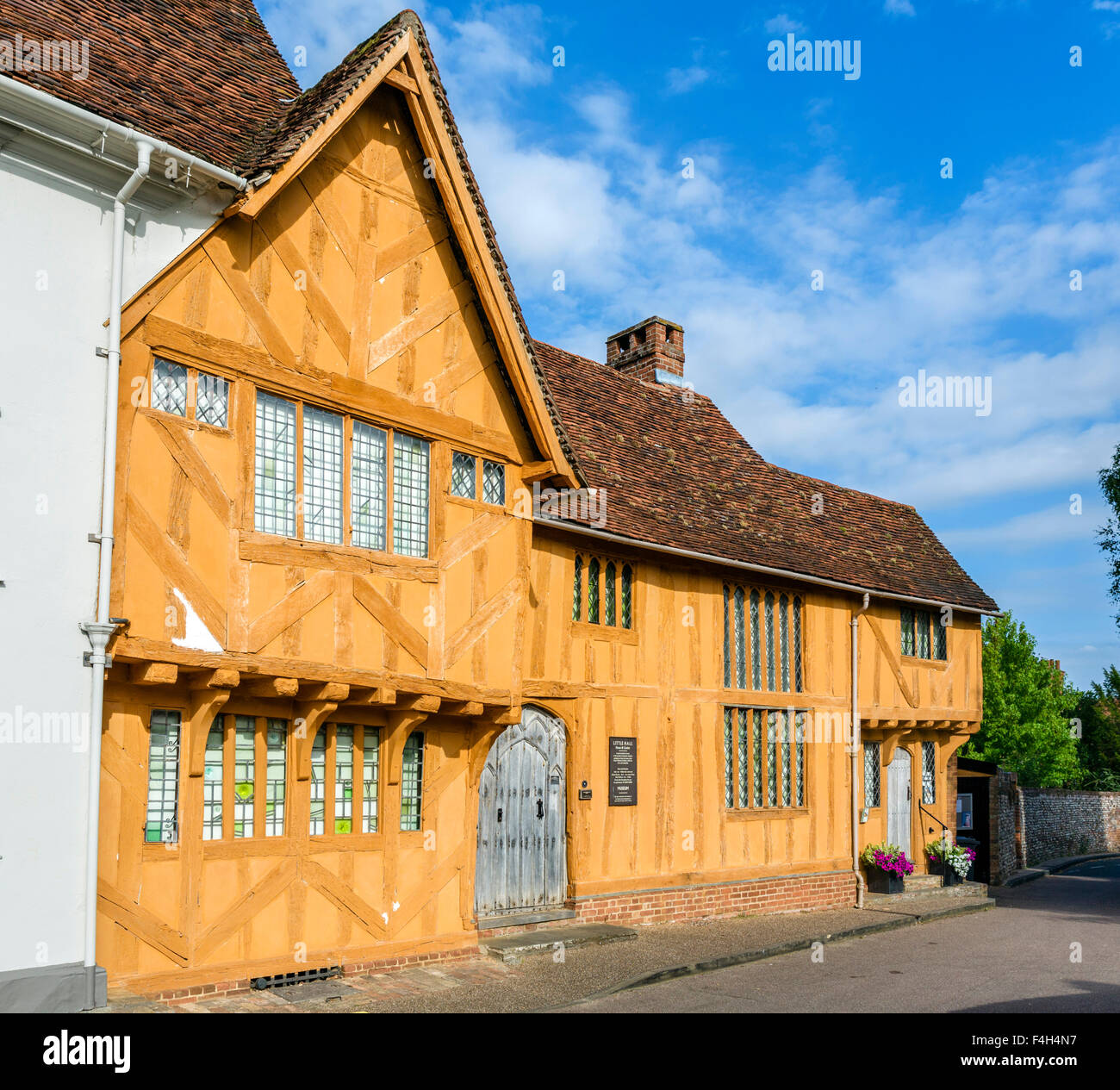 Medieval hall hi-res stock photography and images - Alamy