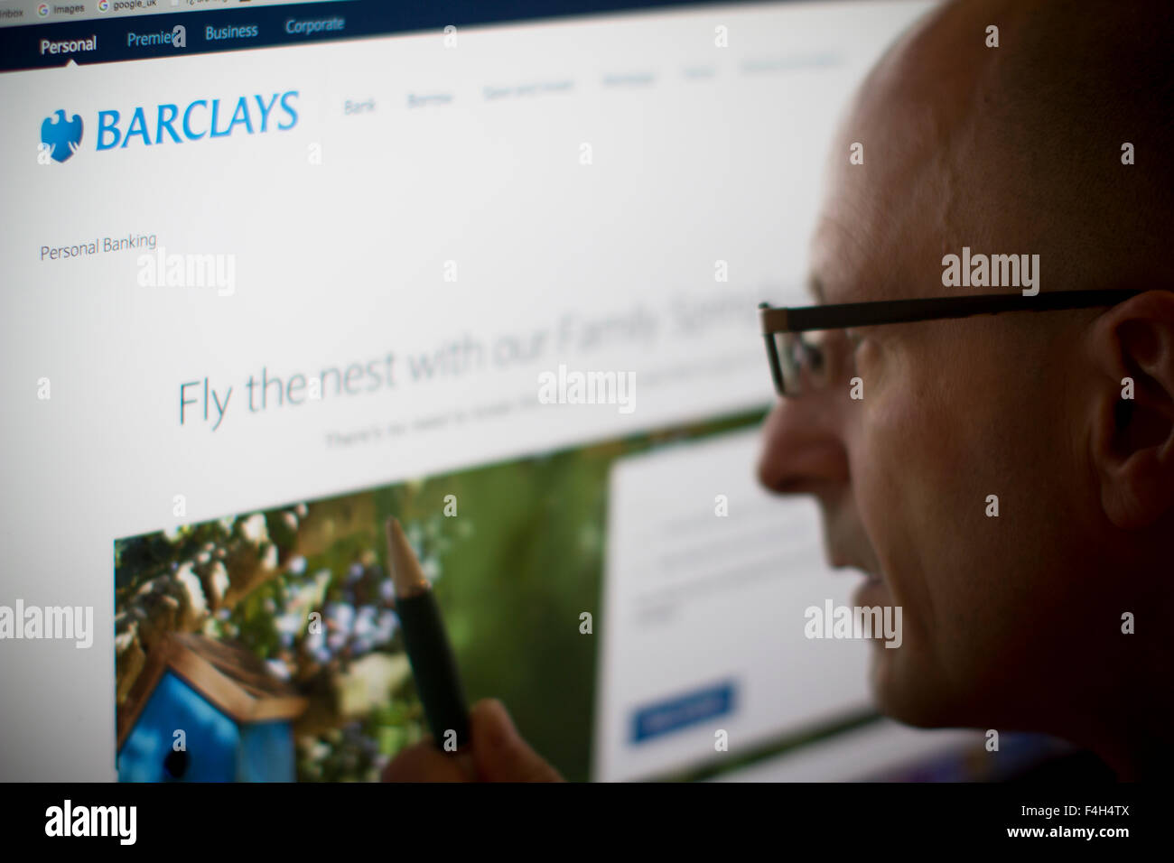 Barclays bank Online website Stock Photo - Alamy