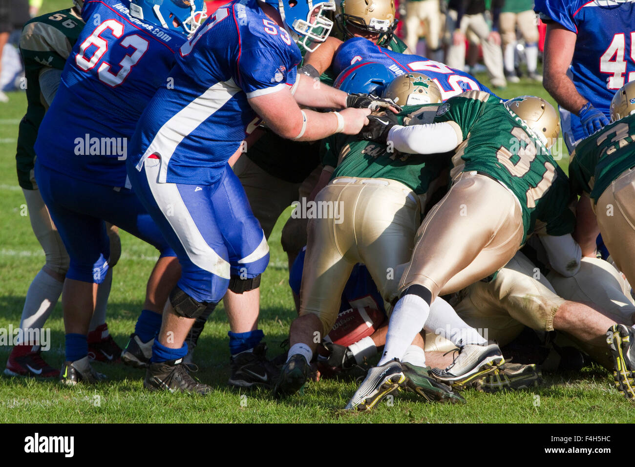 Goal line pile up in Bury Saints v Sussex Thunder American football ...