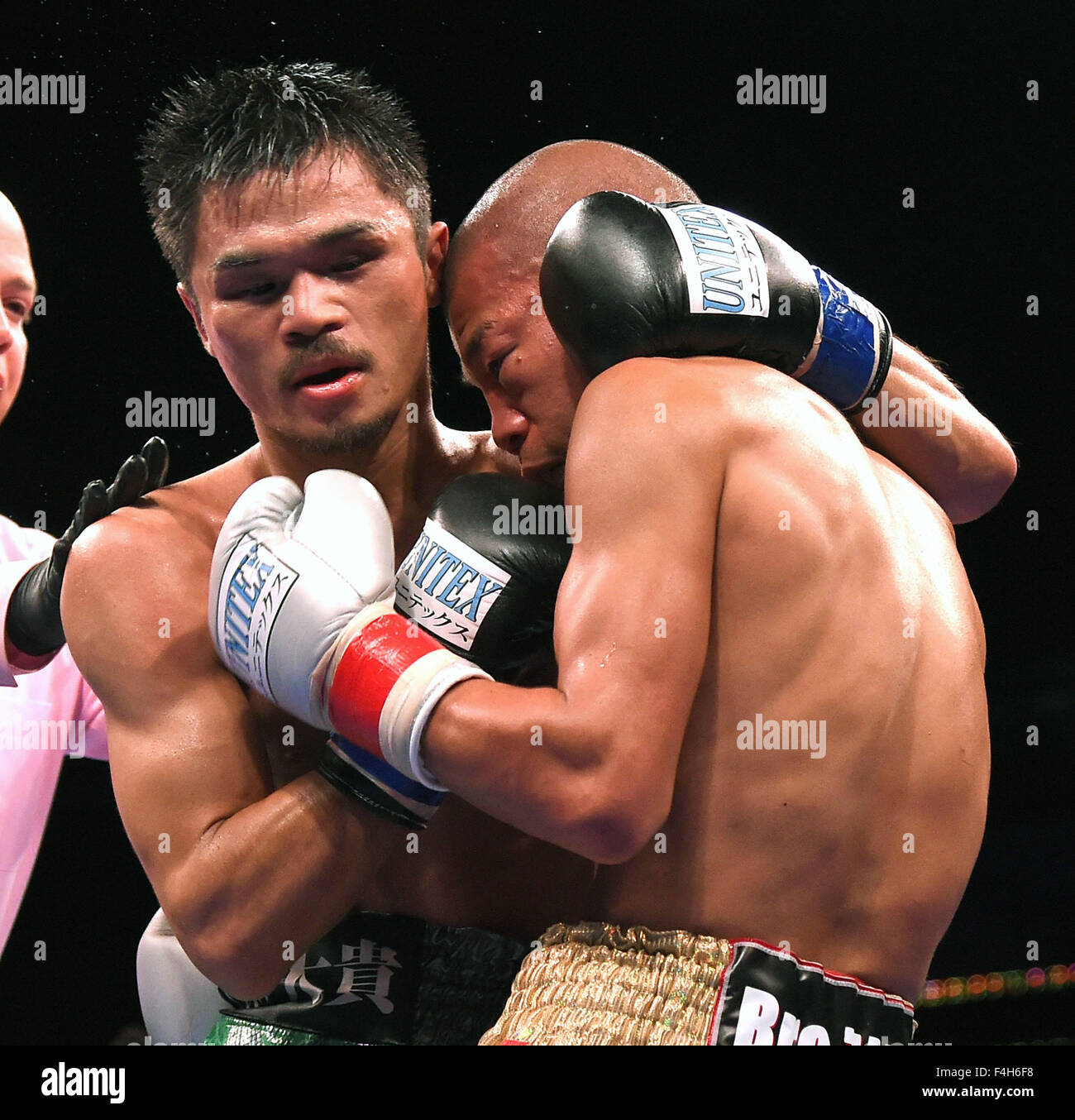 (L-R) Kohei Kono, Koki Kameda (JPN), OCTOBER 16, 2015 - Boxing :Kohei ...