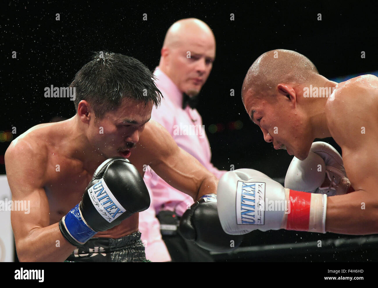 (L-R) Kohei Kono, Koki Kameda (JPN), OCTOBER 16, 2015 - Boxing :Kohei ...