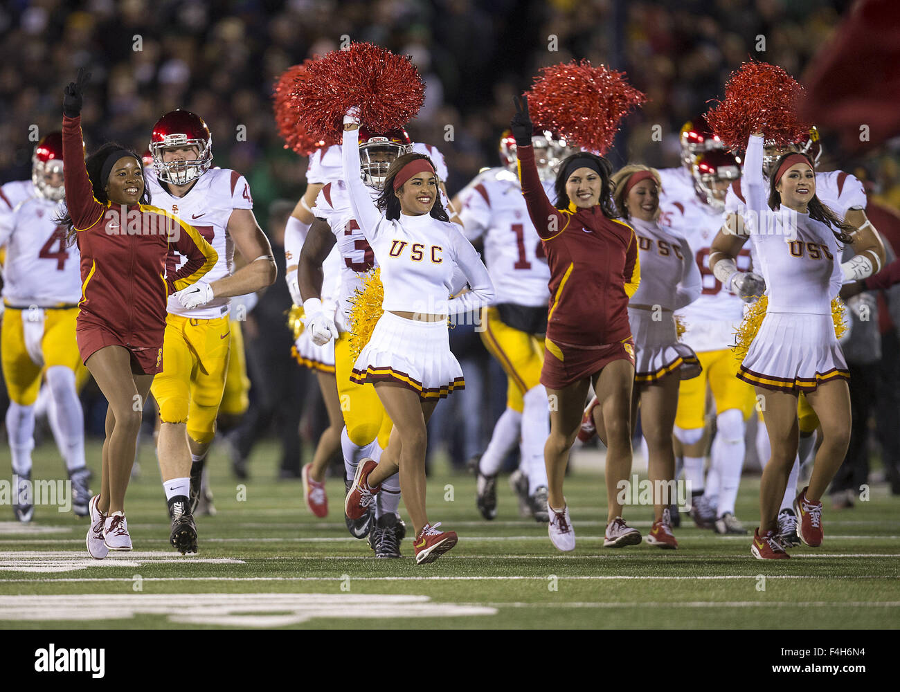 Usc song girls hi-res stock photography and images - Alamy