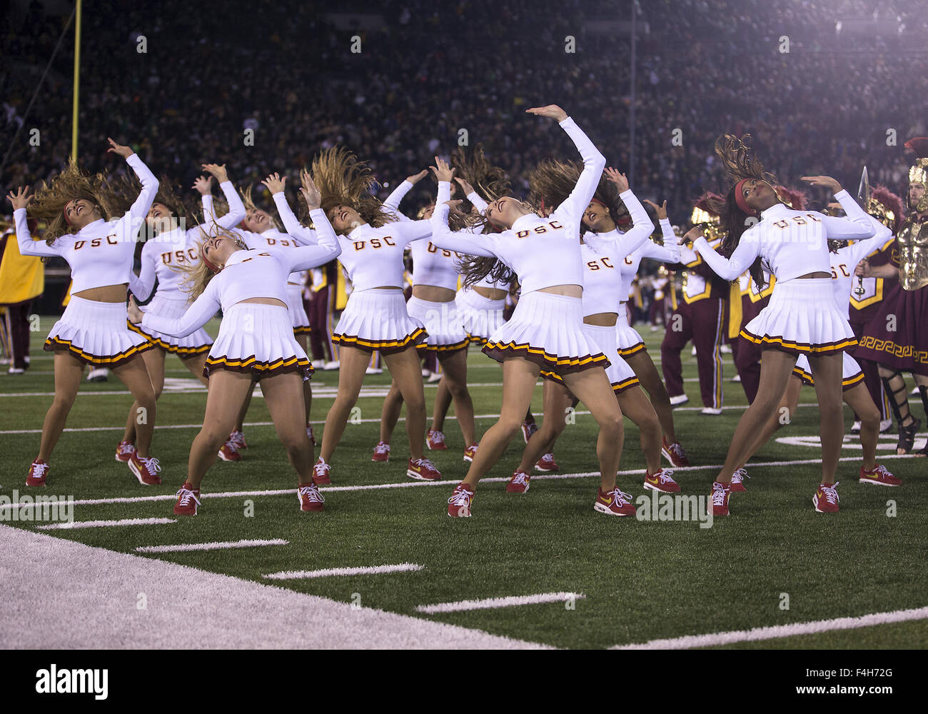 Usc song girls hi-res stock photography and images - Alamy