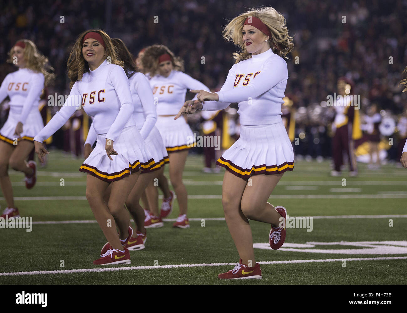 Usc song girls hi-res stock photography and images - Alamy