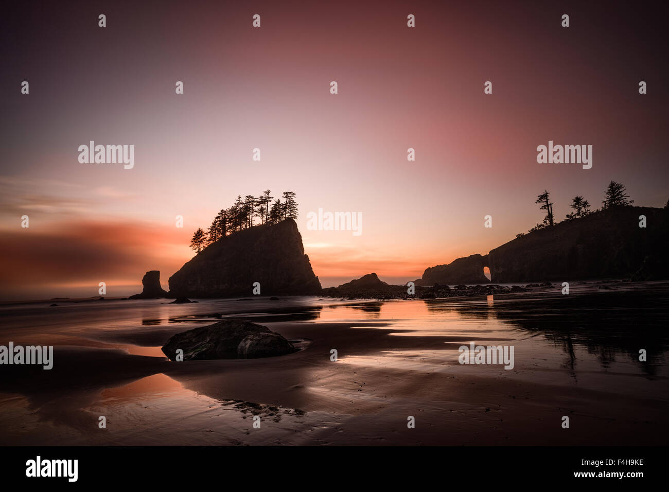 Push rock hi-res stock photography and images - Alamy