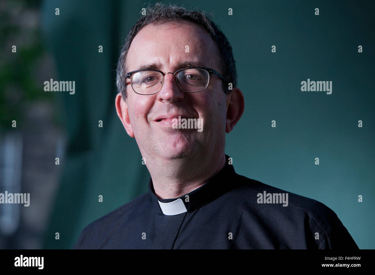 Priest church of england hi-res stock photography and images - Alamy