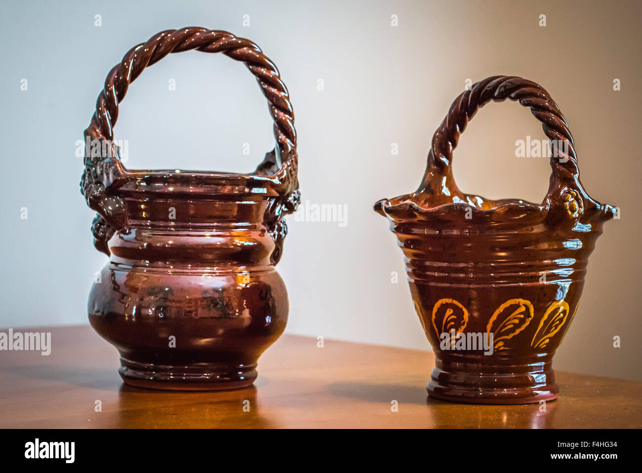 Reinhold, USA. 17th Oct, 2015. Shop and workspace of Ned & Gwen Folz ...