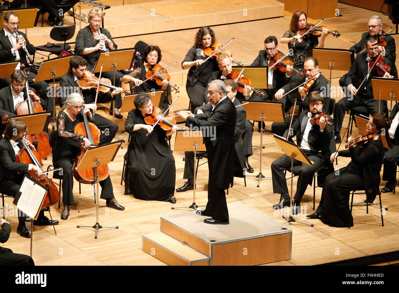 Athens, Greece. 18th Oct, 2015. The Israel Philharmonic Orchestra led ...