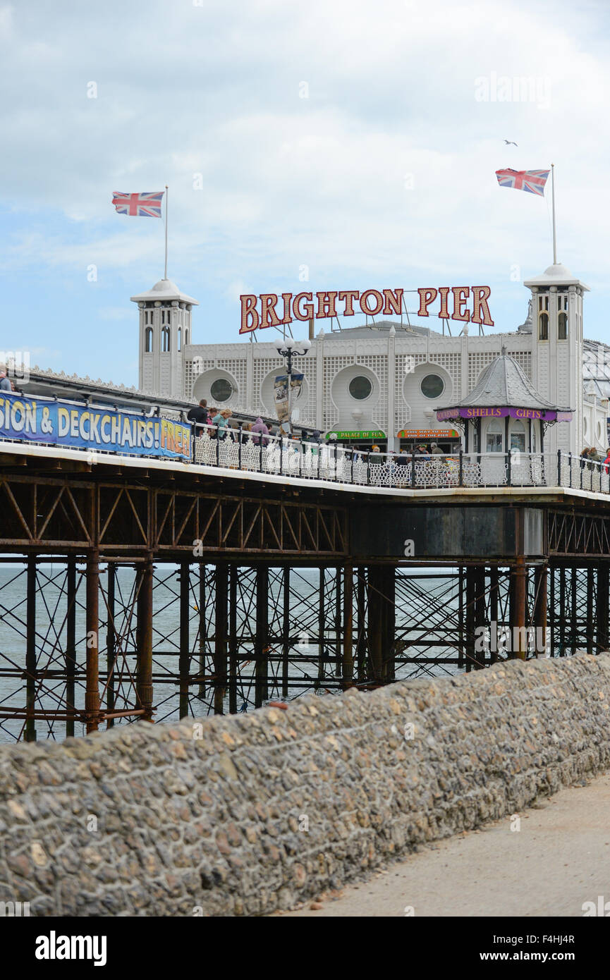 Brighton pavilion and pier hi-res stock photography and images - Alamy