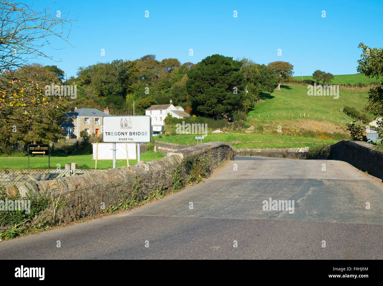 Tregony hi-res stock photography and images - Alamy