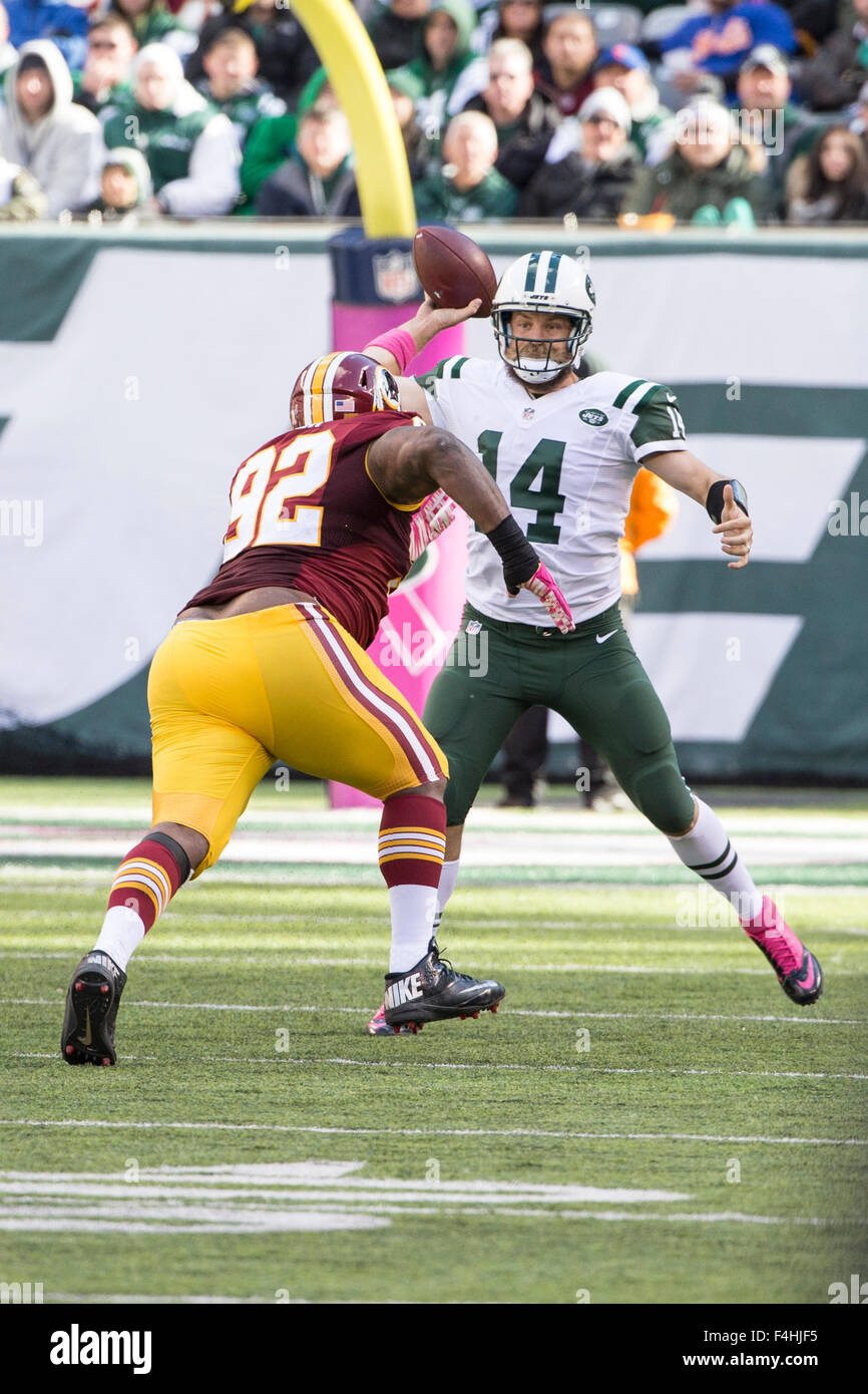 East Rutherford, New Jersey. 18th Oct, 2015. New York Jets quarterback ...