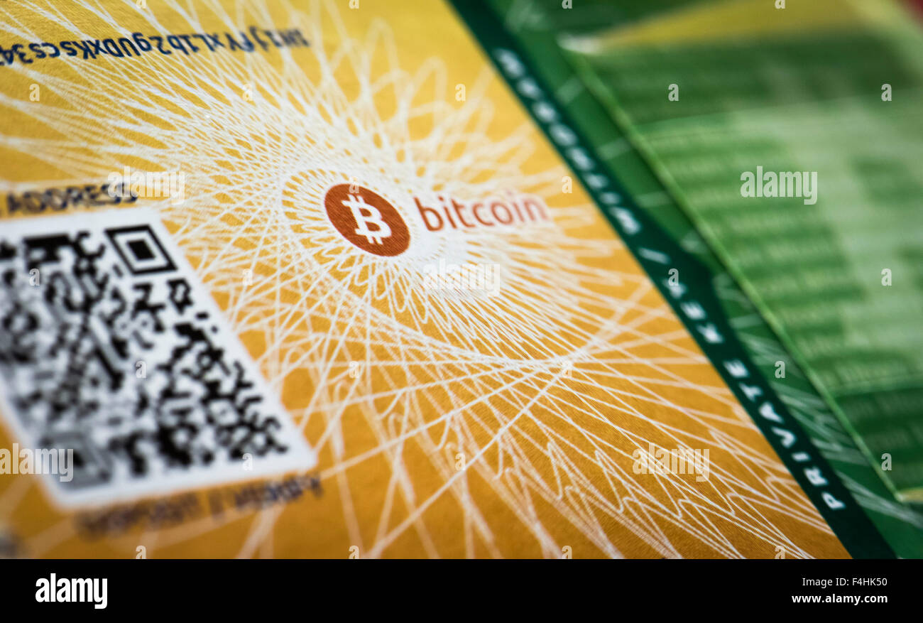Bitcoin paper wallet certificate hi-res stock photography and images ...