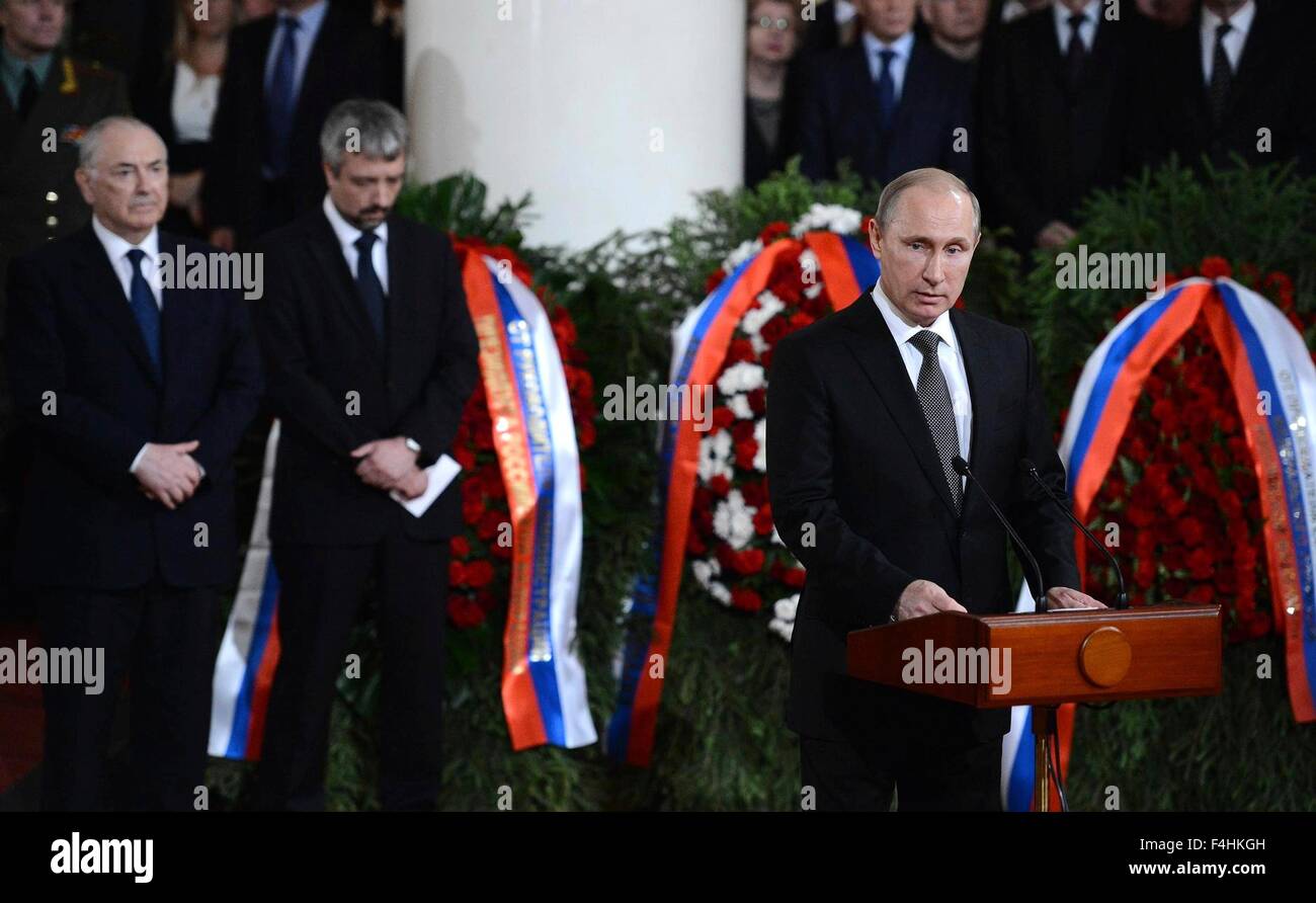 Russian President Vladimir Putin gives the eulogy at the funeral of ...