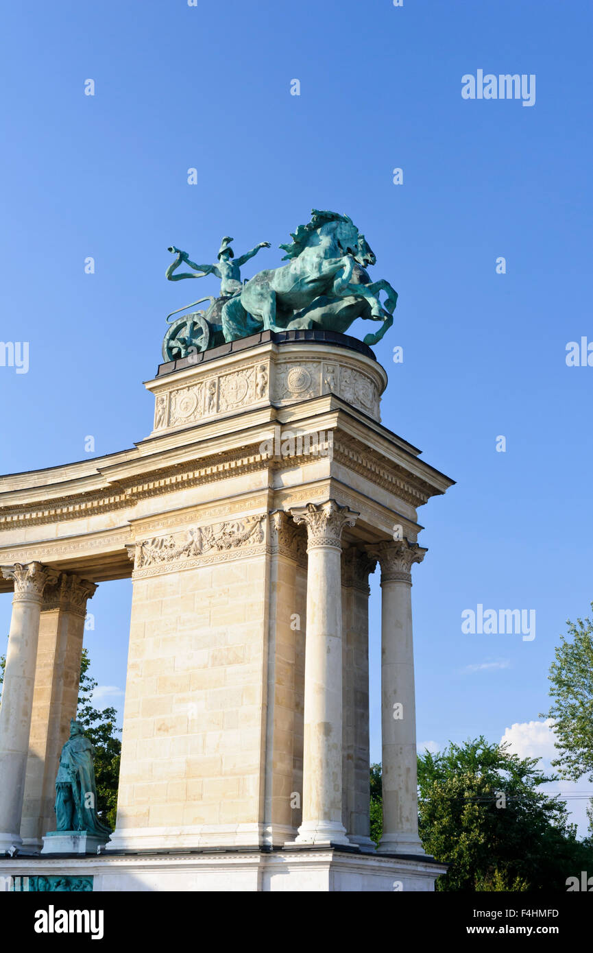 Statue of a man with a snake the symbol of War in a chariot, Heroes ...