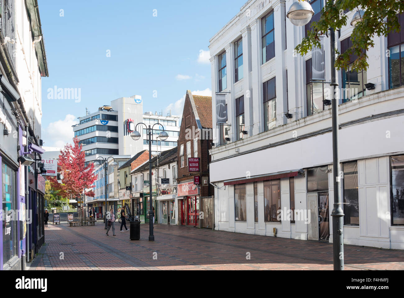 Pedestrianised Fleet Street, Swindon, Wiltshire, England, United ...