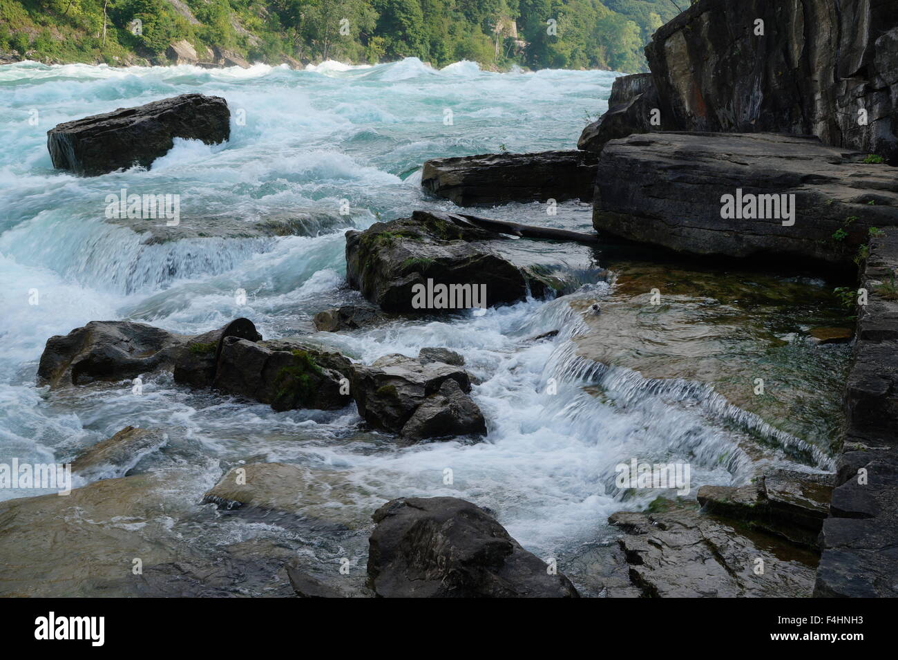 Niagara Falls rapids, Rocks, Rapids and rocks Stock Photo - Alamy