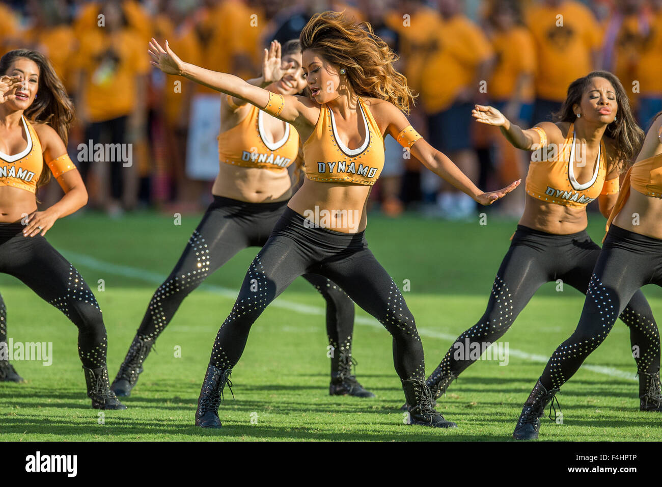 Houston, Texas, USA. 18th Oct, 2015. The Dynamo Girls dance team ...