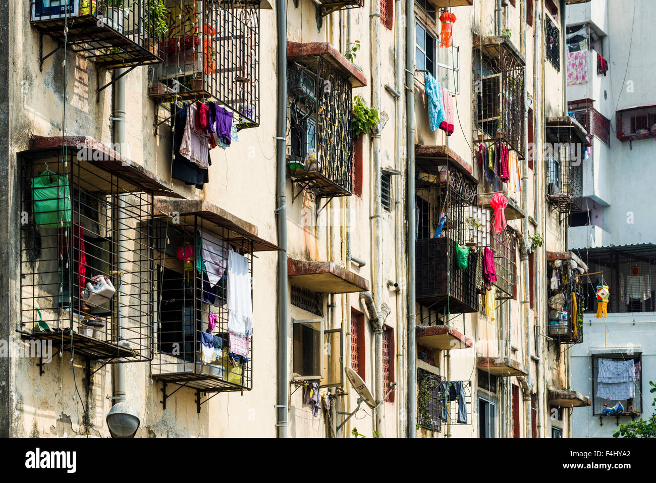Architecture windows building mumbai High Resolution Stock Photography ...